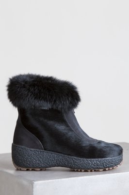 Women’s Rose Wool-Lined Calfskin Boots with Rabbit Fur Trim | Overland