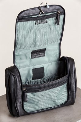 Springdale Hanging Argentine Leather Travel Kit | Overland